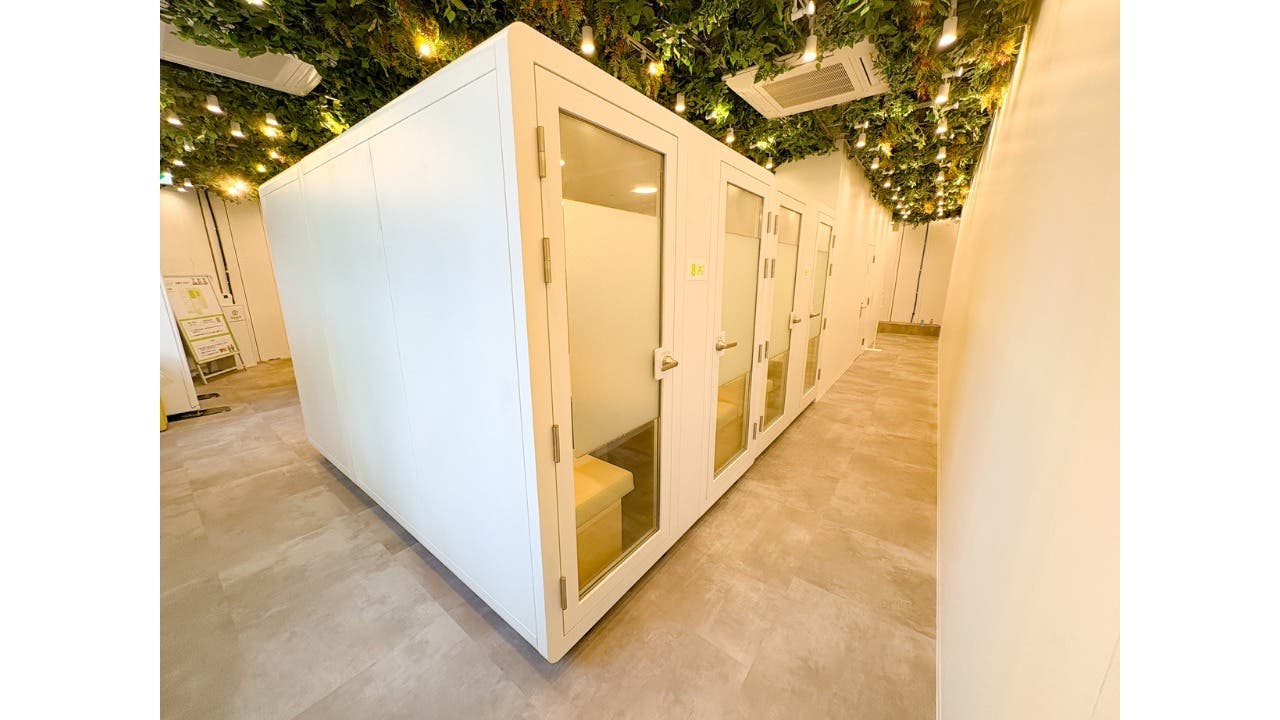 🌟1人テレワークに🌟【立川駅徒歩1分｜コワーキングスペース｜6PS】完全個室/無料Wi-Fi/電源/31.5inモニターの写真6