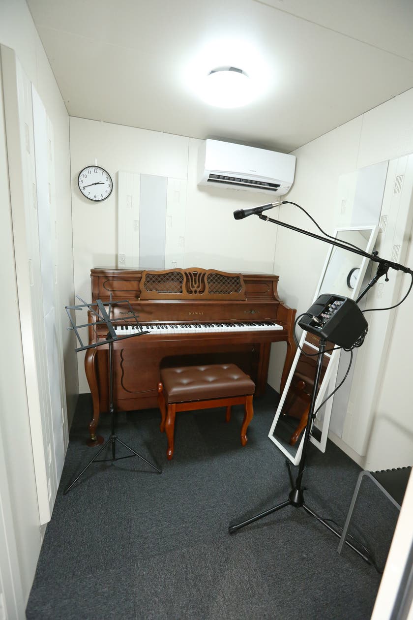 四谷三丁目駅徒歩１分🚃アビテックス🎼40Dr、ハイタイプ防音室 Cスタジオ　アンプ付スピーカー🔈マイク🎤1セット無料💕の写真4