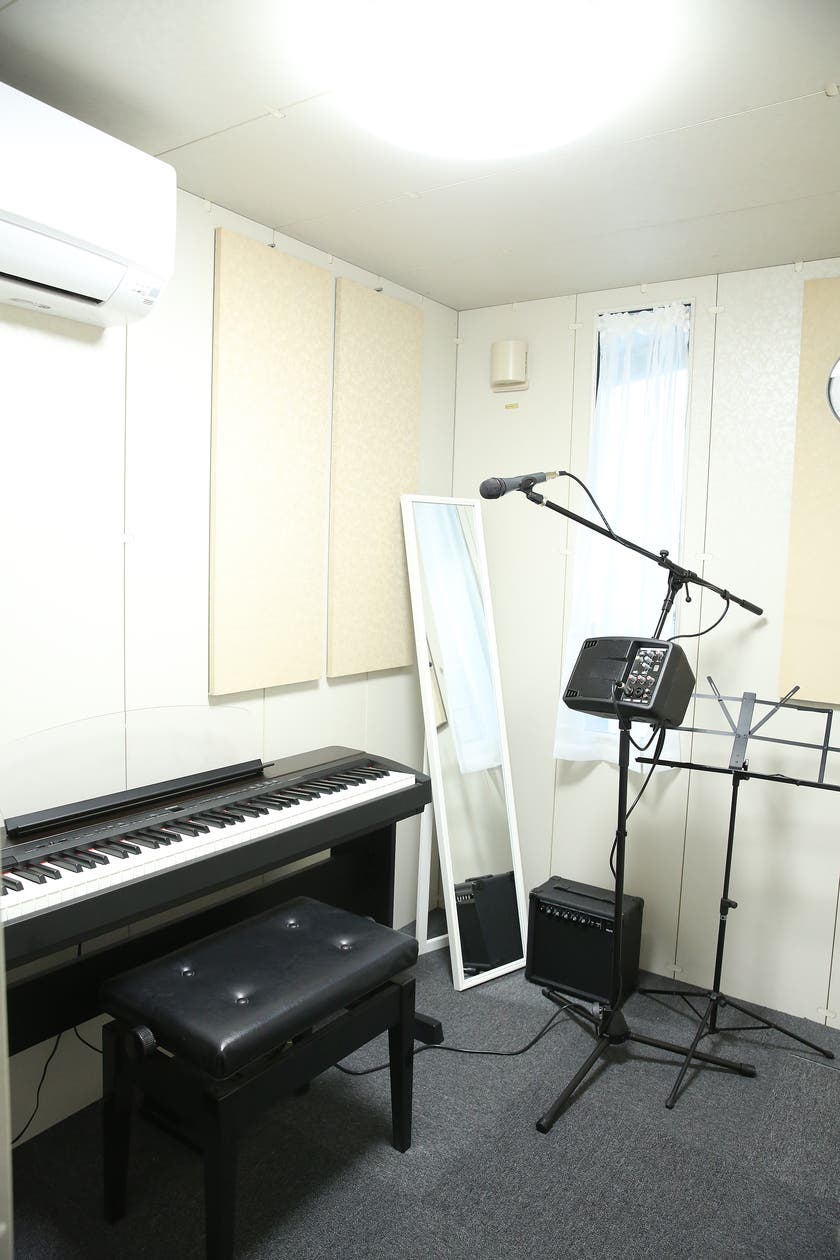 四谷三丁目駅徒歩１分🚃アビテックス🎼40Dr、ハイタイプ防音室 Cスタジオ　アンプ付スピーカー🔈マイク🎤1セット無料💕の写真6