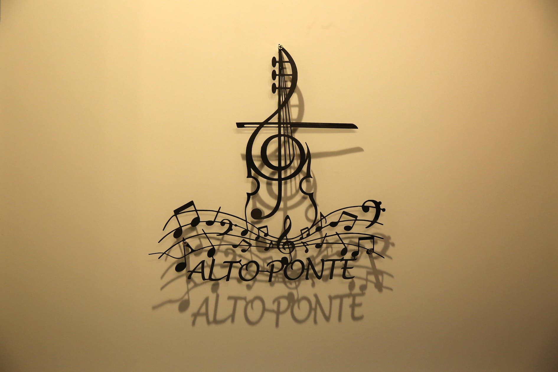 四谷三丁目駅徒歩１分🚃アビテックス🎼40Dr、ハイタイプ防音室 Cスタジオ　アンプ付スピーカー🔈マイク🎤1セット無料💕の写真16