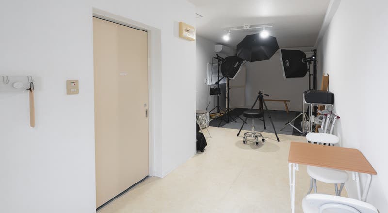 【HARUMI STUDIO】シンプルでコンパクトな撮影スタジオ　
