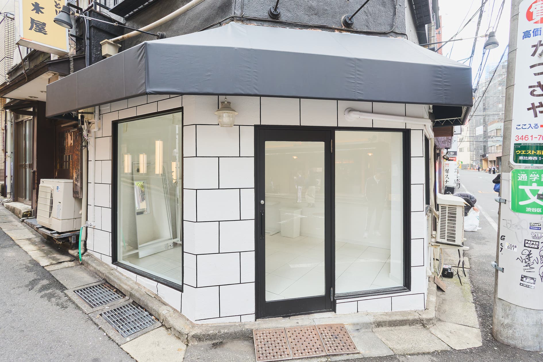 【ニューオープン】【恵比駅から徒歩３分 / 角地 /大きな窓】通りから一目でわかるマルチギャラリーの写真2