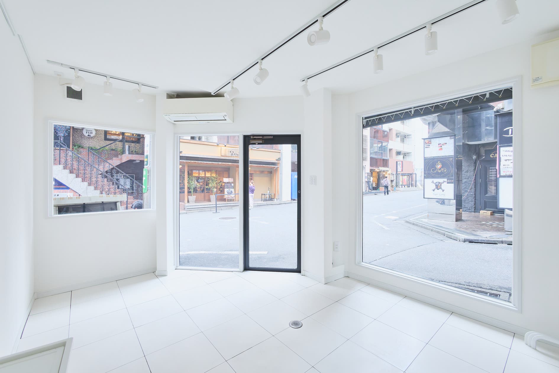 【ニューオープン】【恵比駅から徒歩３分 / 角地 /大きな窓】通りから一目でわかるマルチギャラリーの写真4