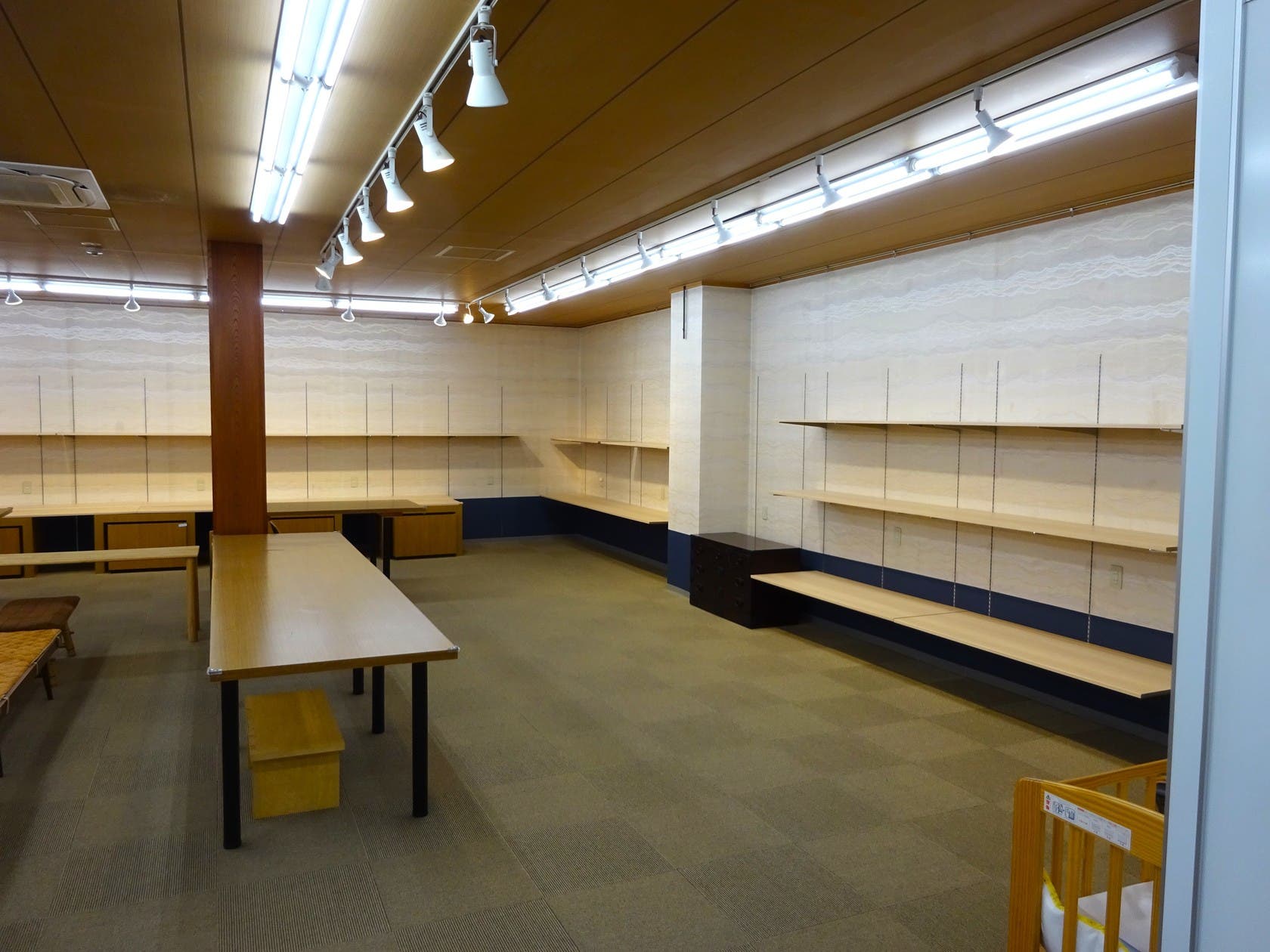 広電宇品四丁目駅から徒歩７分、駐車場７台分有ります！の写真9