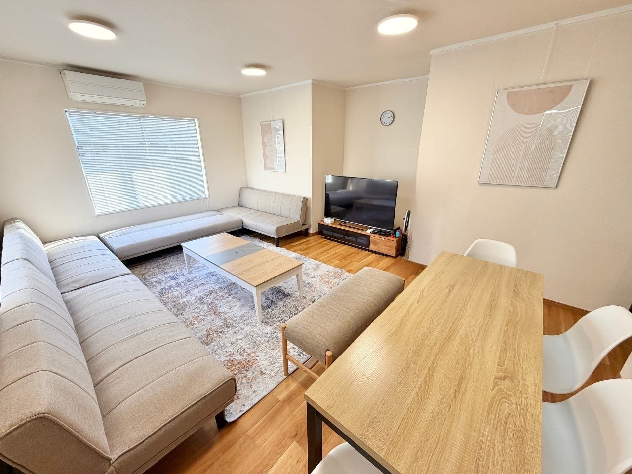 【無料駐車場あり】最大15名様✨誕生会/歓送迎会/デート/女子会/撮影/同窓会に🎉地域最大！24時間営業📣の写真3