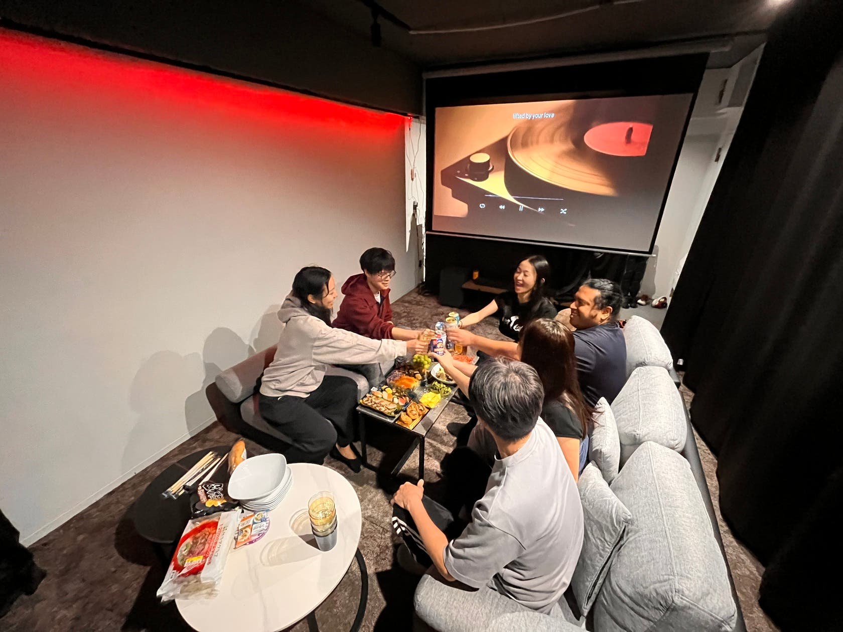 【オープン記念価格★ごみ捨て無料✨】六本木の秘密シネマルーム🎬撮影配信・映画デート・女子会の写真2