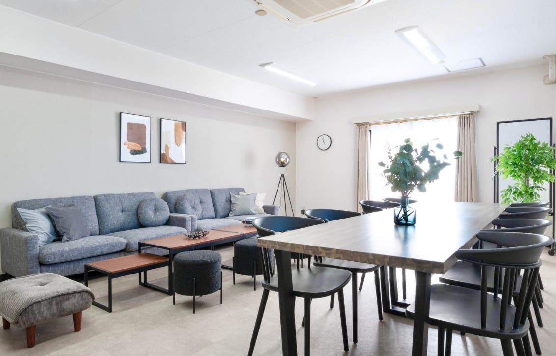 《駅近4分🚃》最大20名🎉100㌅巨大スクリーン🆗飲食🆗会議/懇親会/ビジネス利用に最適💻の写真18