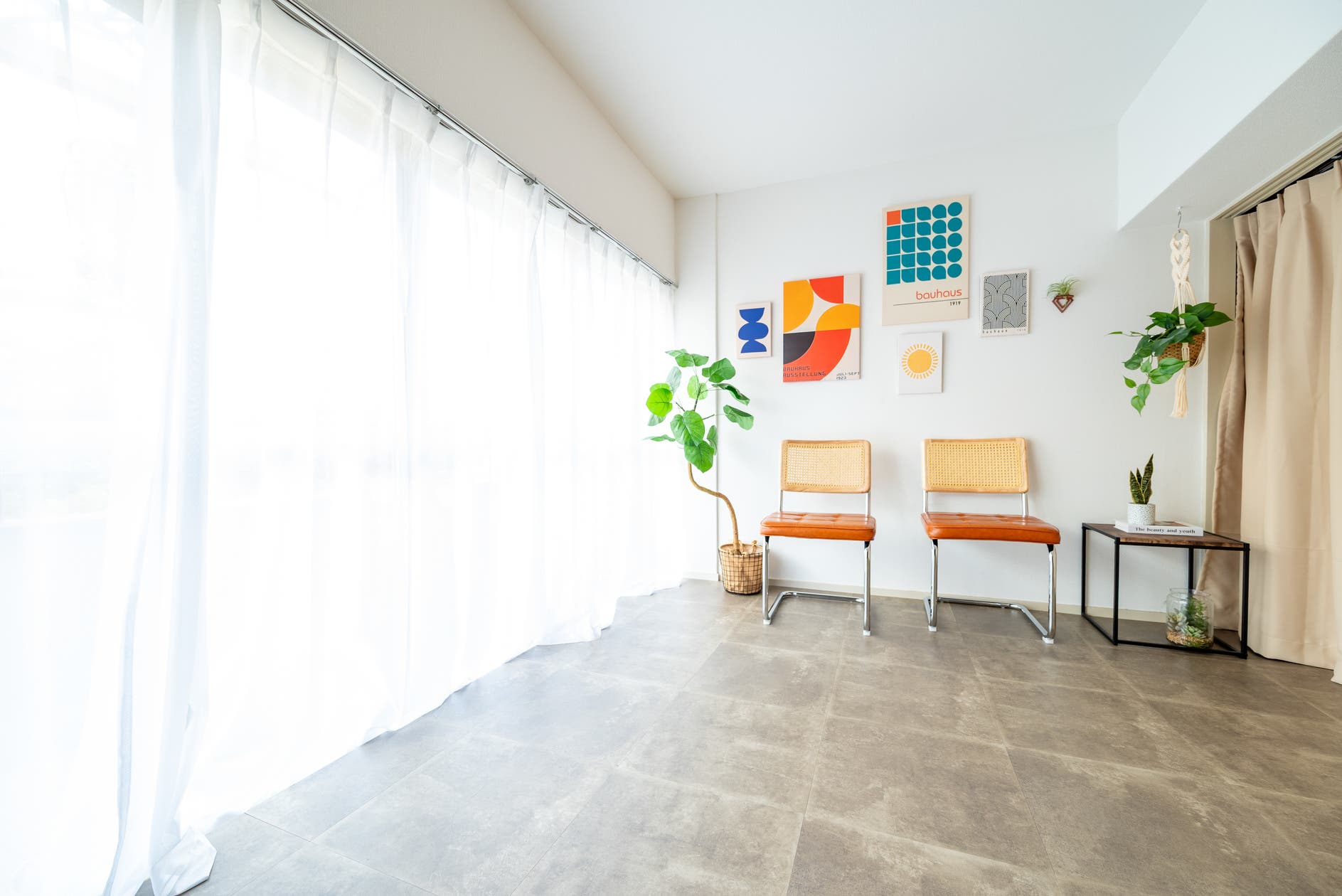 🆕OPEN 20%OFF📣新大久保駅4分｜レトロでポップなデザインハウス｜自然光×リビングダイニング｜ポートレートの写真11