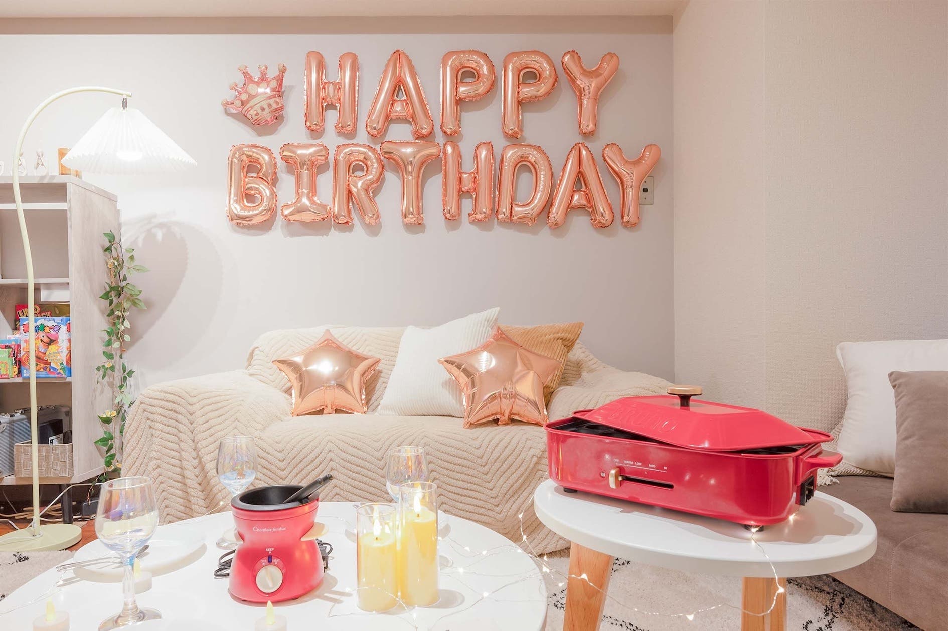 栄駅5分🚶‍♀️白を基調とした清潔感ある北欧空間✨☕クリスマス🎄女子会💖推し活🎀誕生日🎂撮影OK📸ゴミ捨て◎🚮の写真7