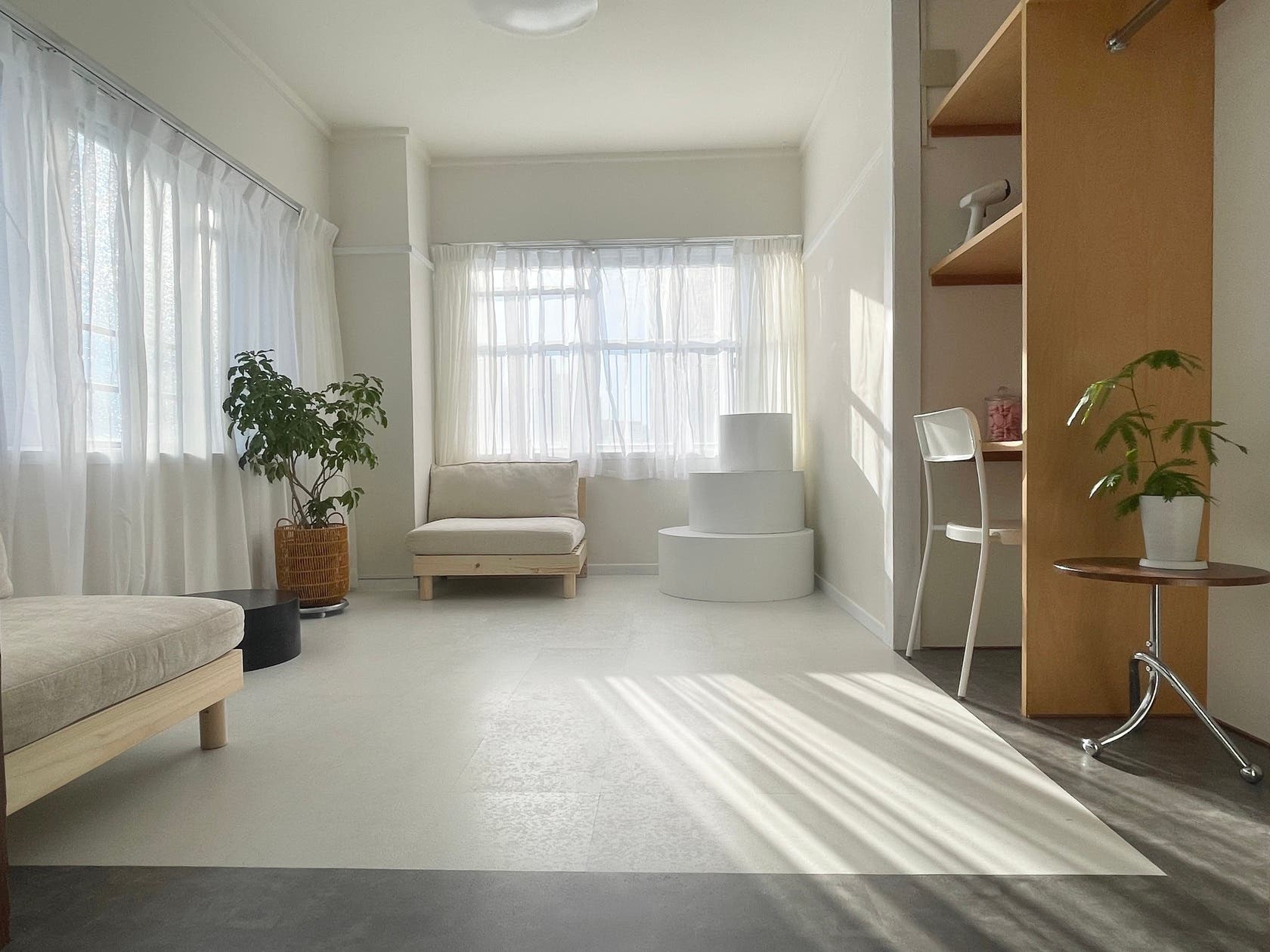 【NEW】🔰初回割あり　水道橋1分　自然光撮影スタジオ｜ポートレート＆商品撮影×和室×キッチン×300種の小物使い放題の写真7