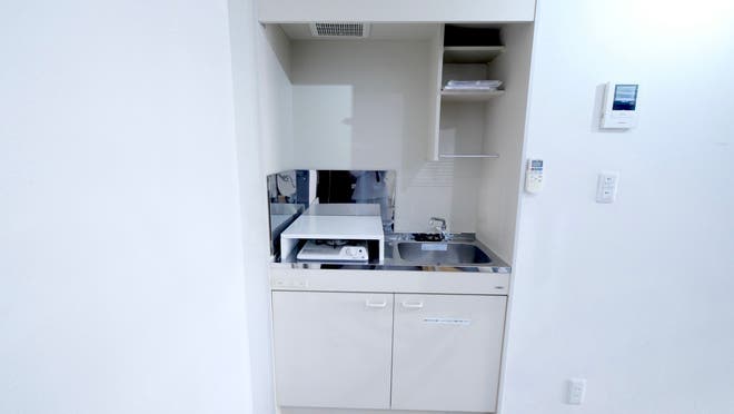 【新宿駅3分・新宿三丁目駅10秒】超駅近🚶|E6出口のすぐ隣|地域最安🉐|清潔で洗練空間|マシンピラティスレンタルスタジオの写真10