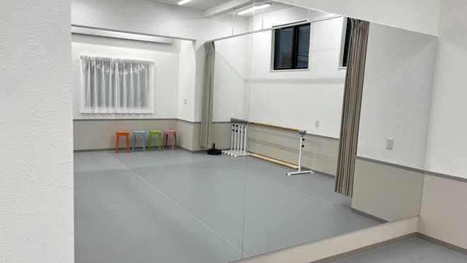 新築2025年11月OPEN💐リノリウム床・鏡・バレエバー完備!更衣室・ロッカー付きで快適✨の写真5