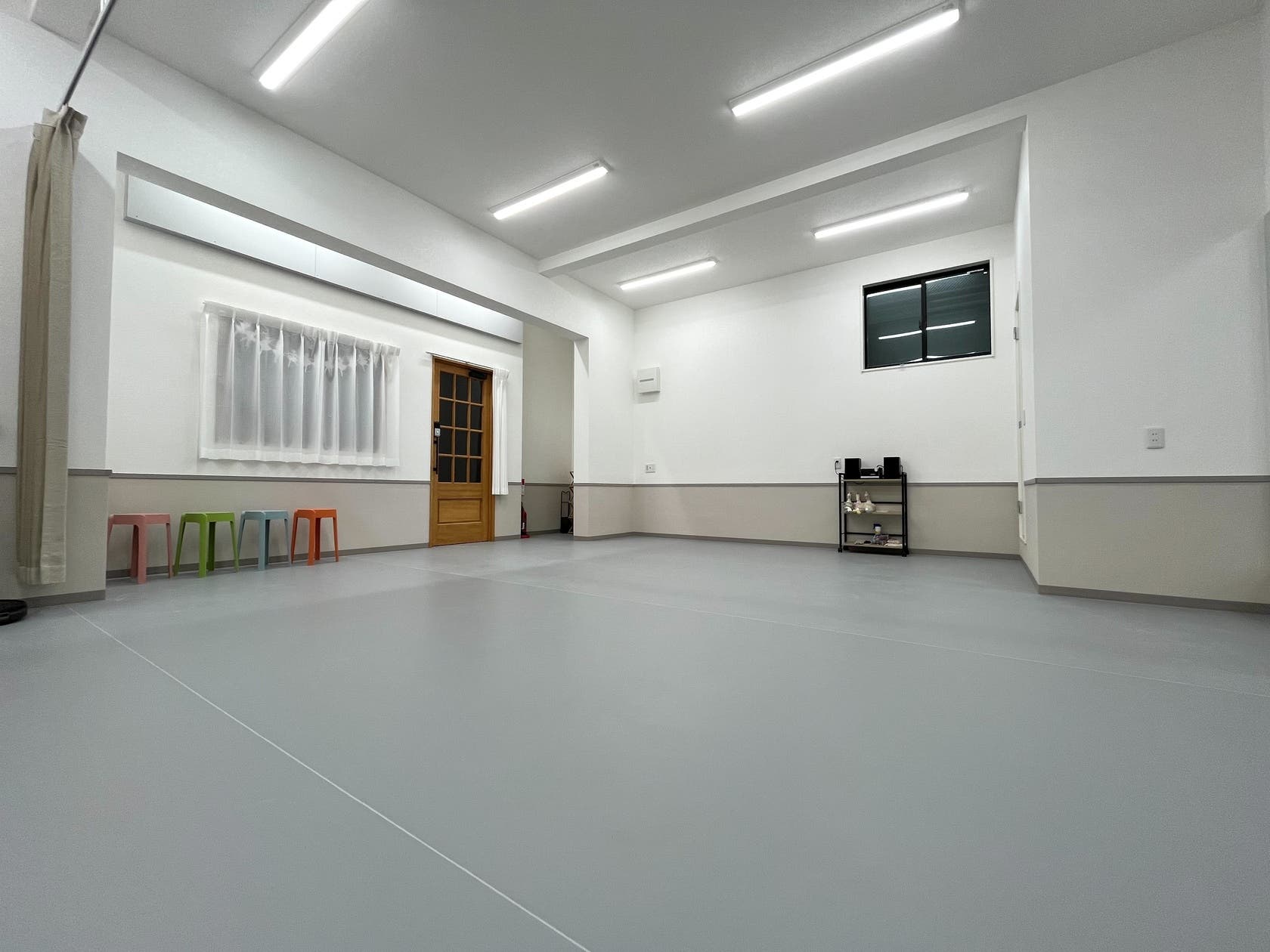 新築2025年11月OPEN💐リノリウム床・鏡・バレエバー完備！更衣室・ロッカー付きで快適✨の写真12