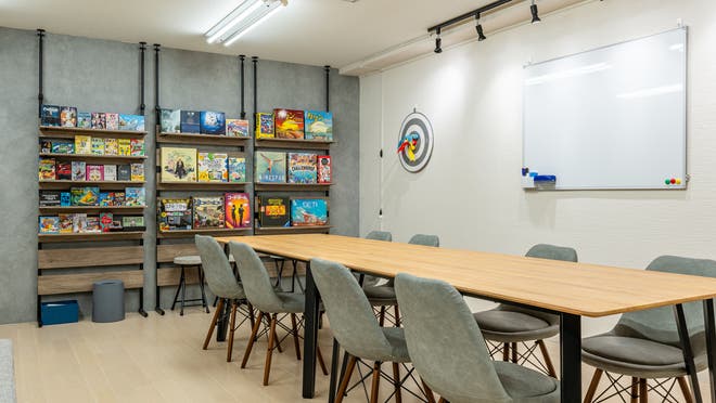 【淀屋橋】50種以上のボードゲームとマッサージチェアを備えた快適空間✨|23時まで利用可|最大16名|プレオープン限定特価🌟の写真2