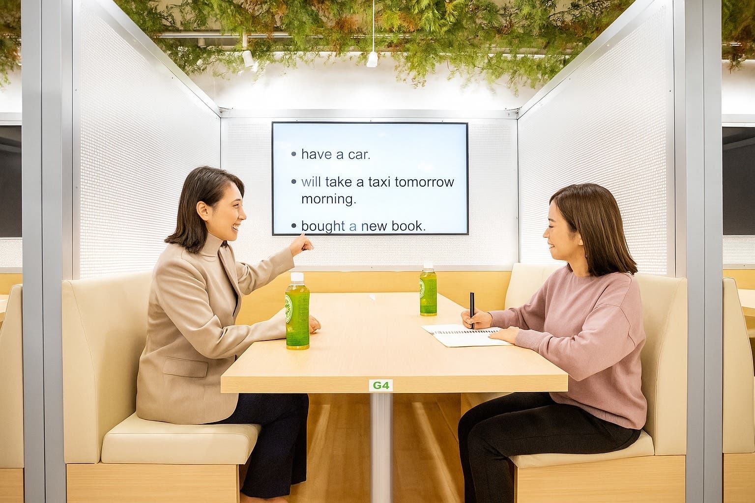 🌟勉強会に最適🌟【新橋駅徒歩2分｜貸し会議室｜7G】半個室/無料Wi-Fi/電源/55inモニターの写真10