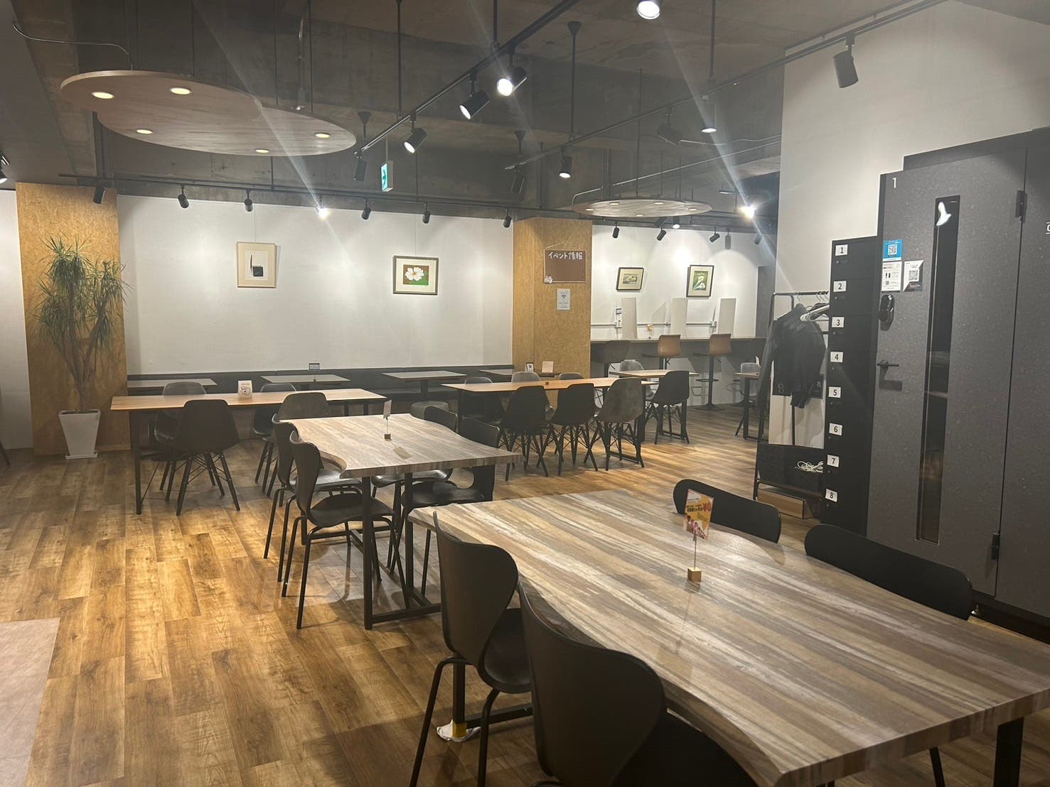 金山駅前（徒歩1分）の集中できるコワーキングスペースの写真1