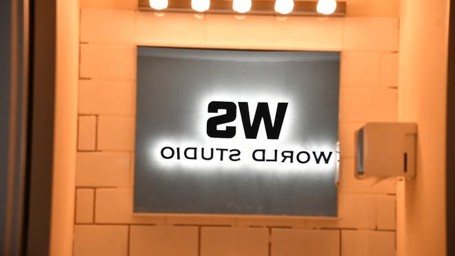 ワールドスタジオ7階、展望最高!スタイリッシュでお洒落なスタジオ。ダンスやウォーキング、ヨガはもちろん、SNS動画撮影など様々。の写真4