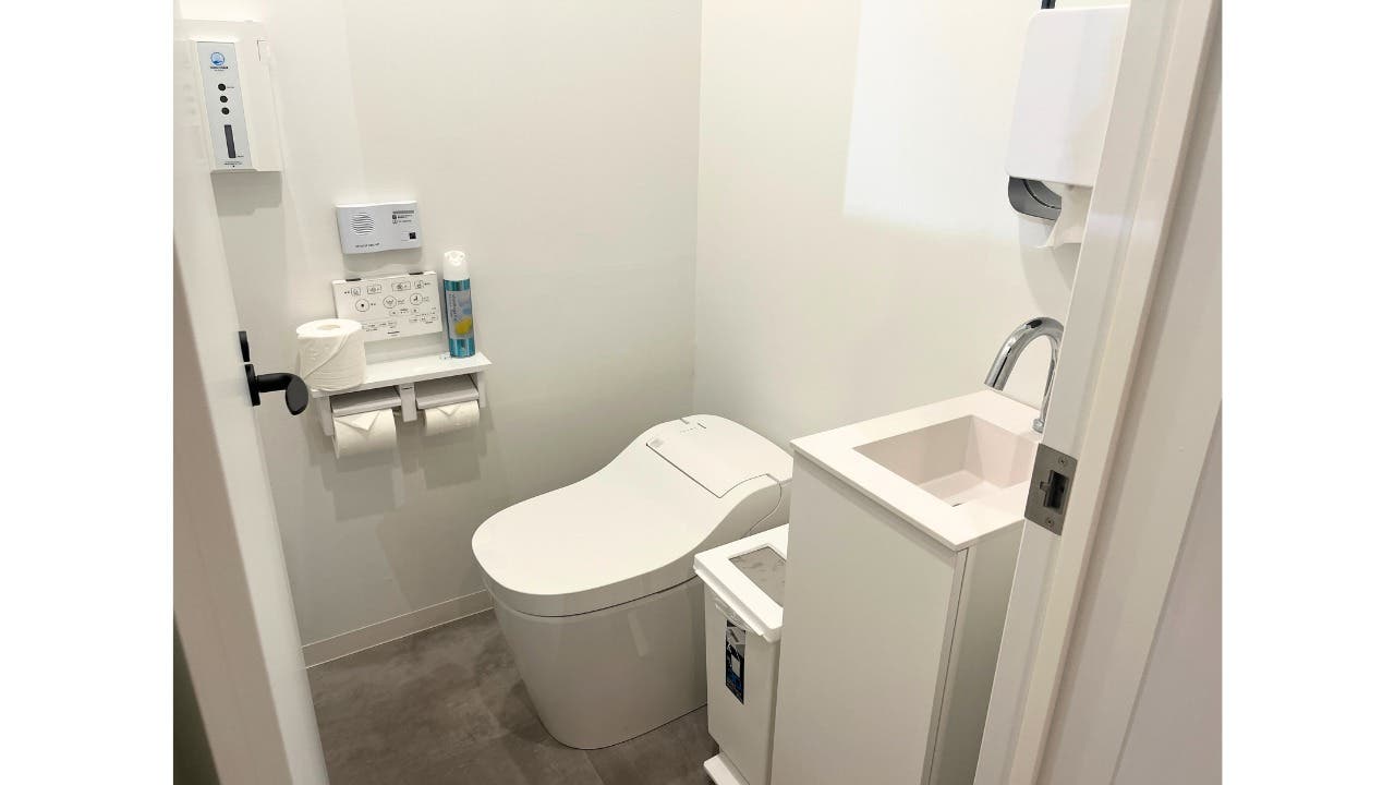 🌟1人のテレワークに🌟【新宿駅東口徒歩2分｜コワーキングスペース｜1S】半個室/無料Wi-Fi/電源/31.5inモニターの写真10