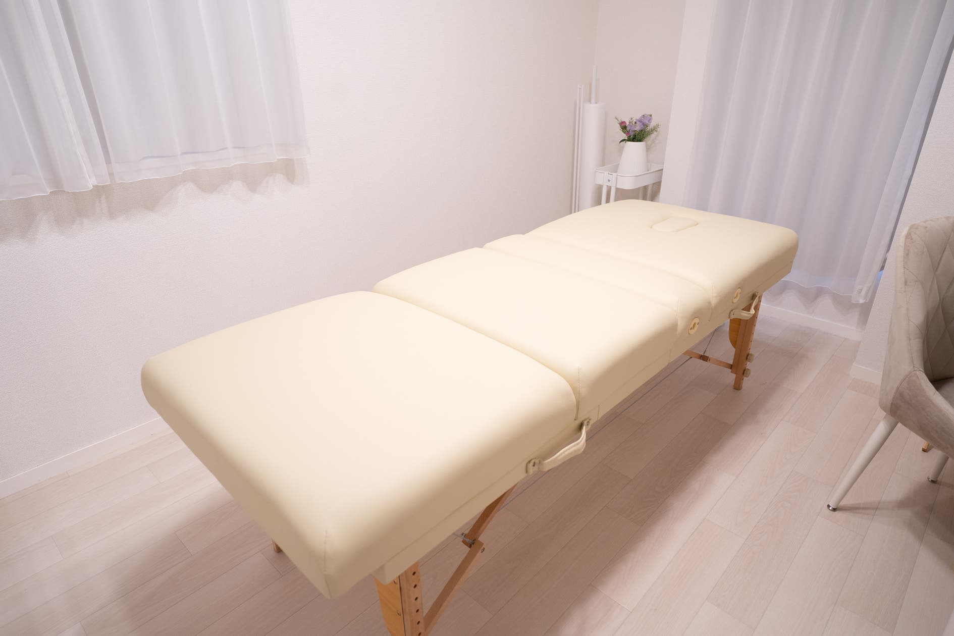 【✨OPEN PRICE✨】＼立川から一駅／国立駅4分完全個室🌱やさしい色合いのお花が彩るナチュラルな多目的サロン💐の写真3