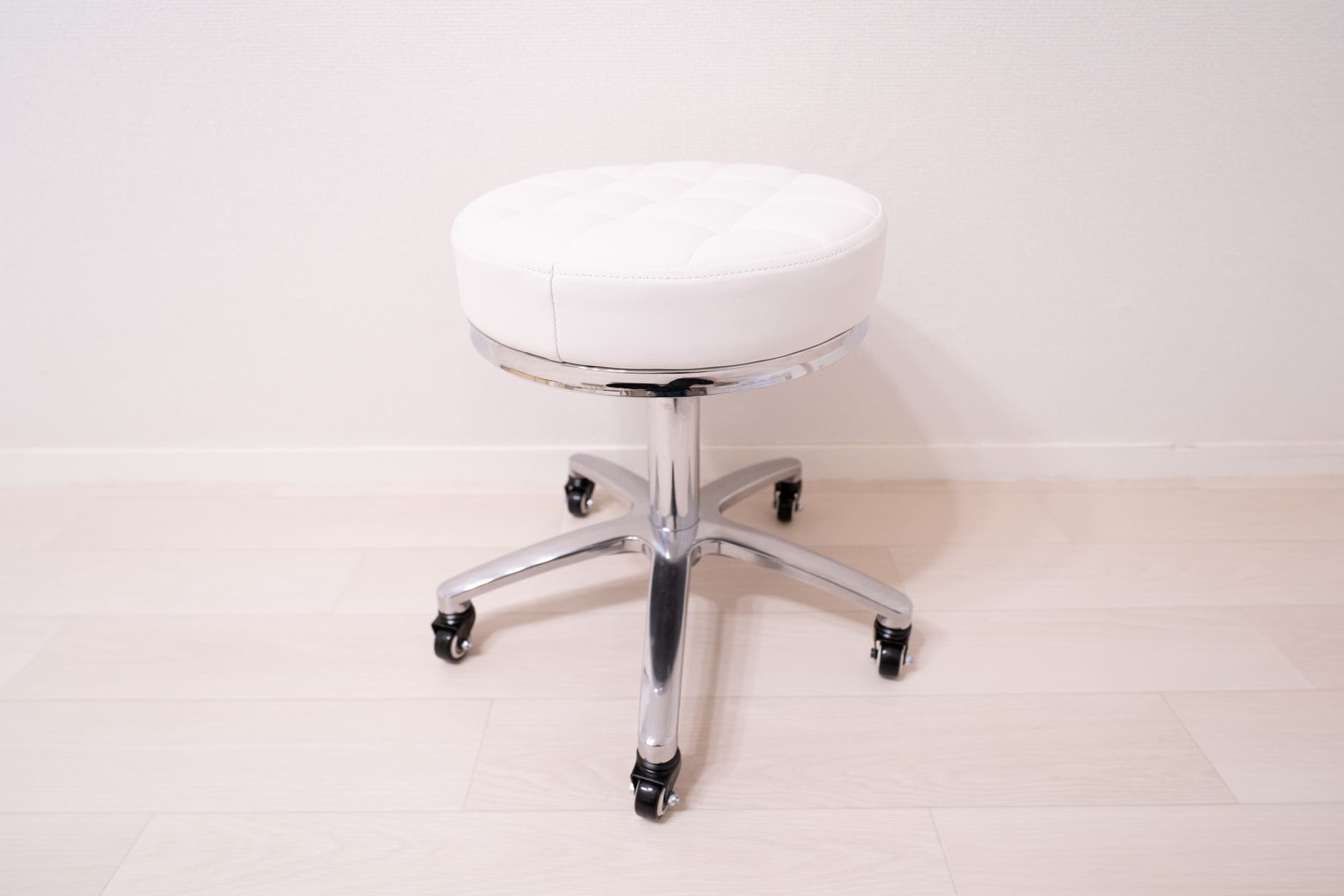 【✨OPEN PRICE✨】＼立川から一駅／国立駅4分完全個室🌱やさしい色合いのお花が彩るナチュラルな多目的サロン💐の写真20