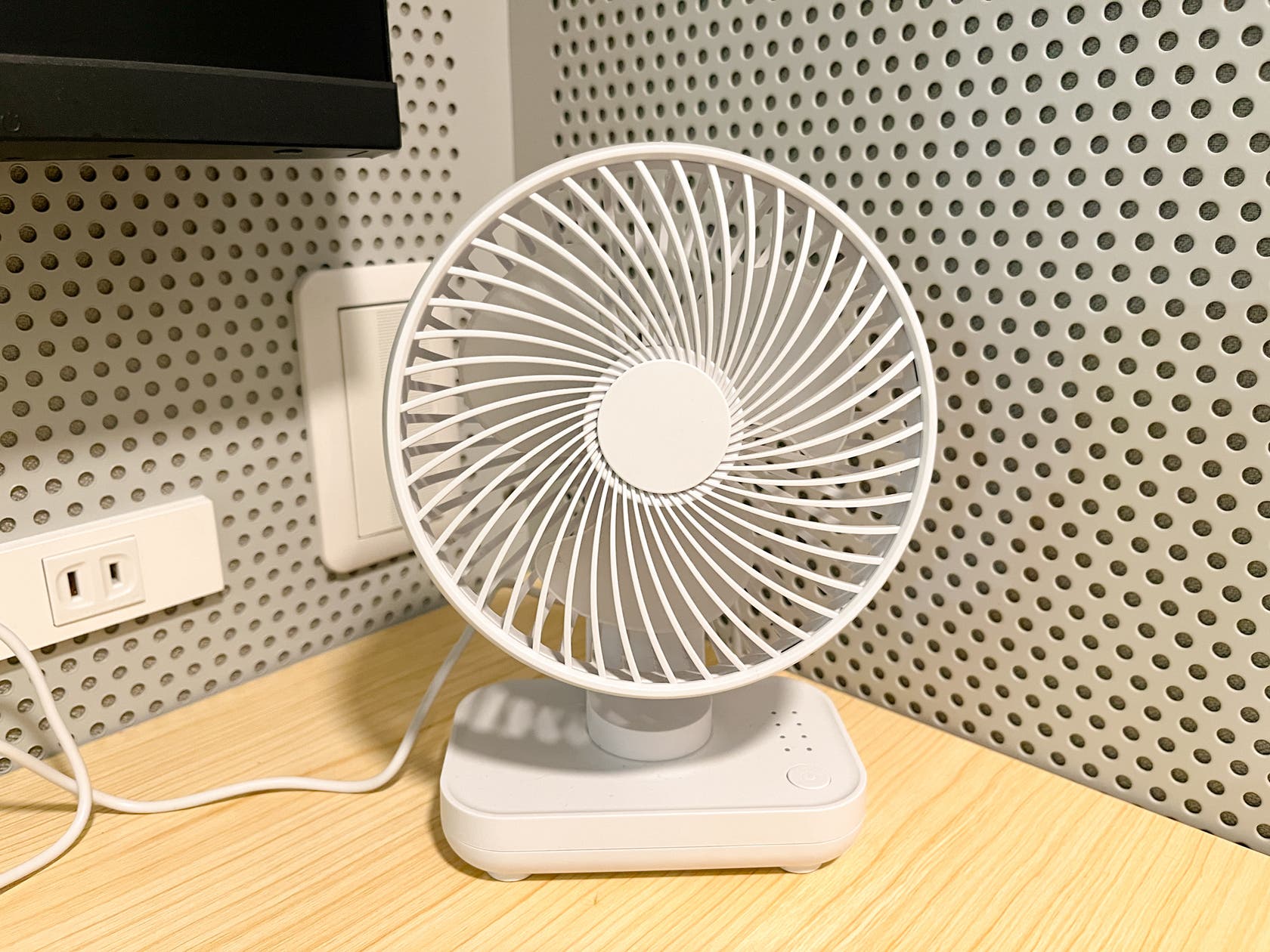 🌟隙間時間の待合室に🌟【東京駅徒歩5分｜コワーキングスペース｜6PS】完全個室/無料Wi-Fi/電源/31.5inモニターの写真10