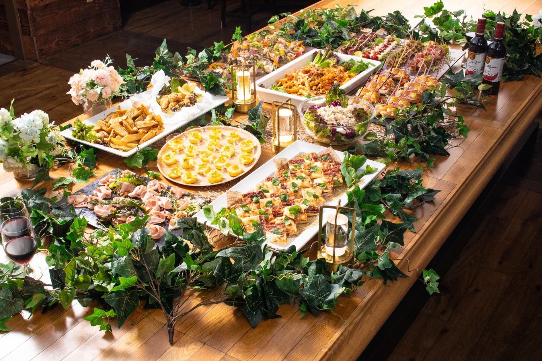 月〜木【クラシックビュッフェ（14品）】2時間飲み放題付の画像1