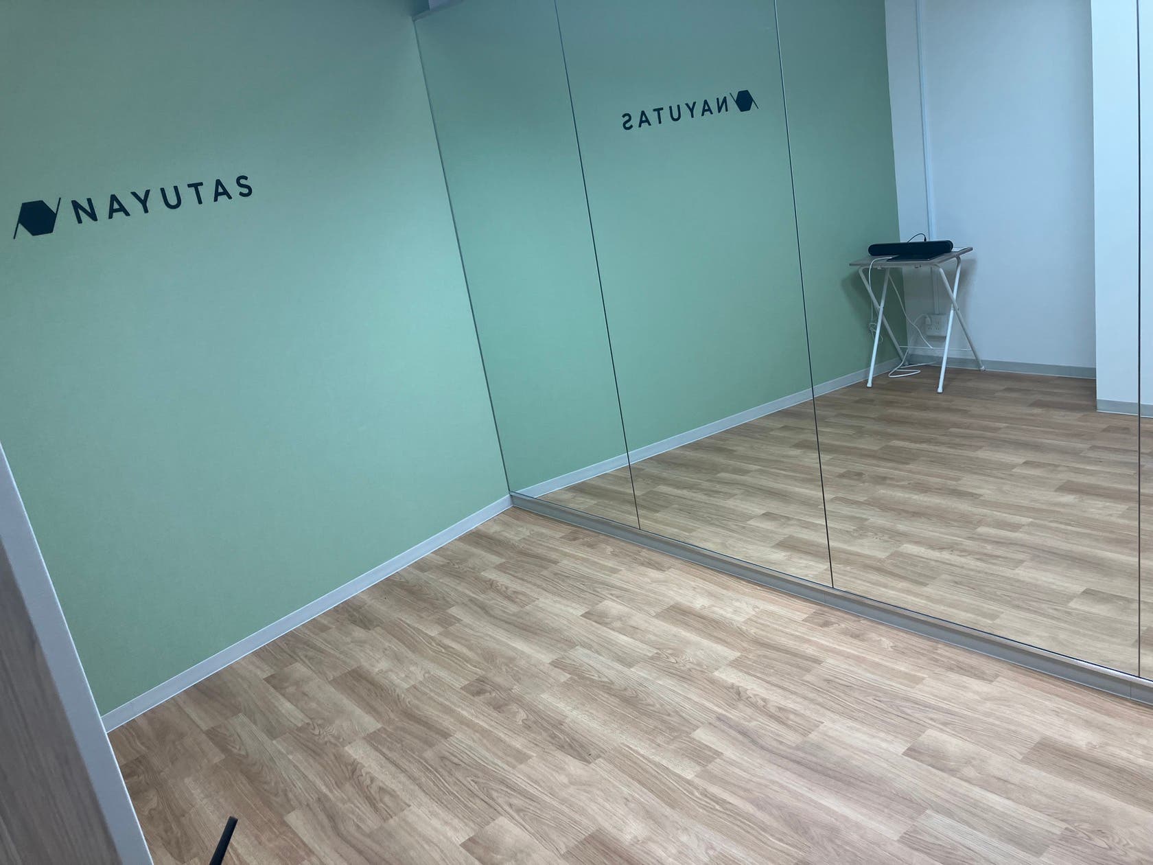 阪急 豊中駅から徒歩1分のダンススタジオの写真1