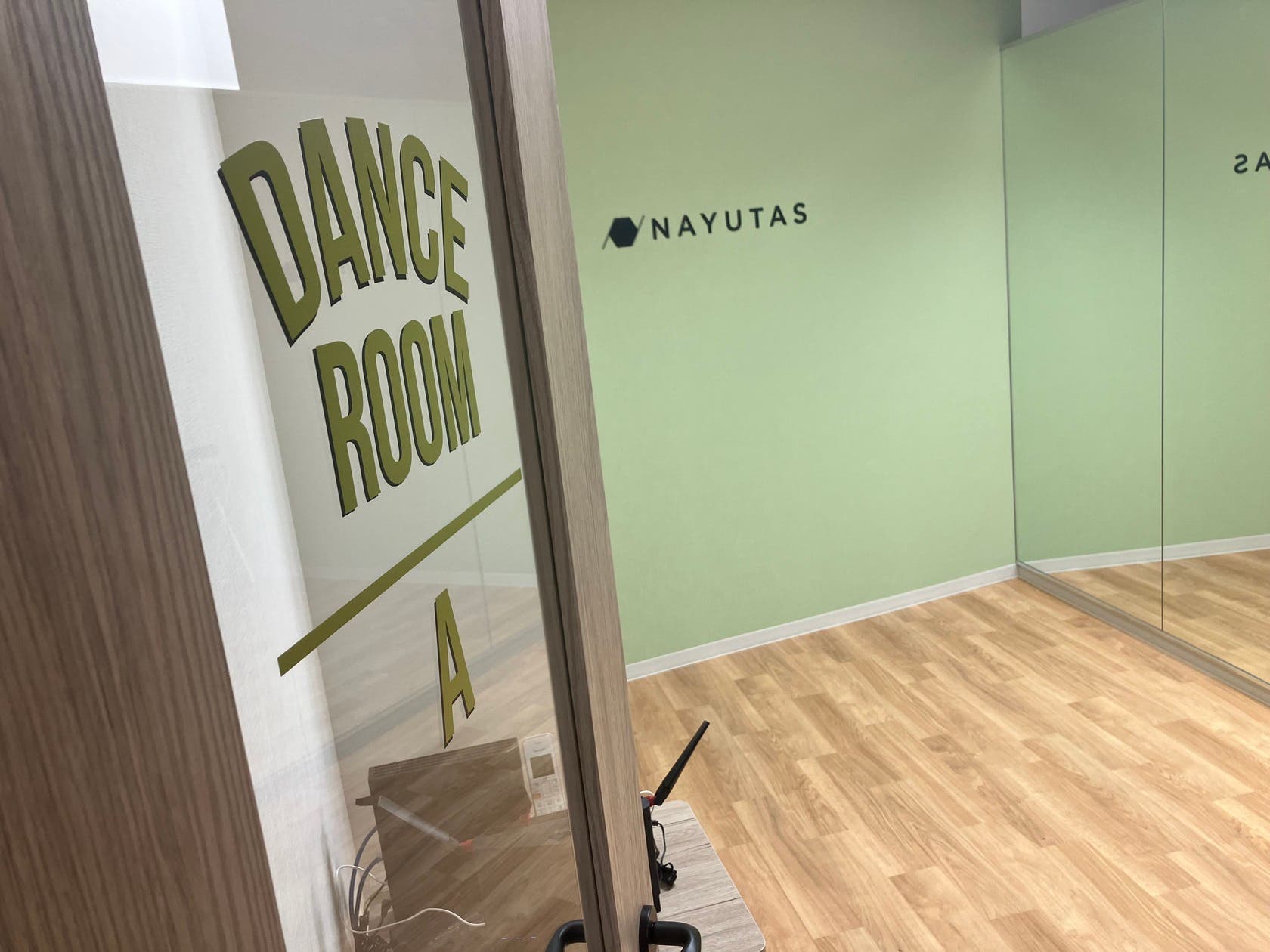 阪急 豊中駅から徒歩1分のダンススタジオの写真2