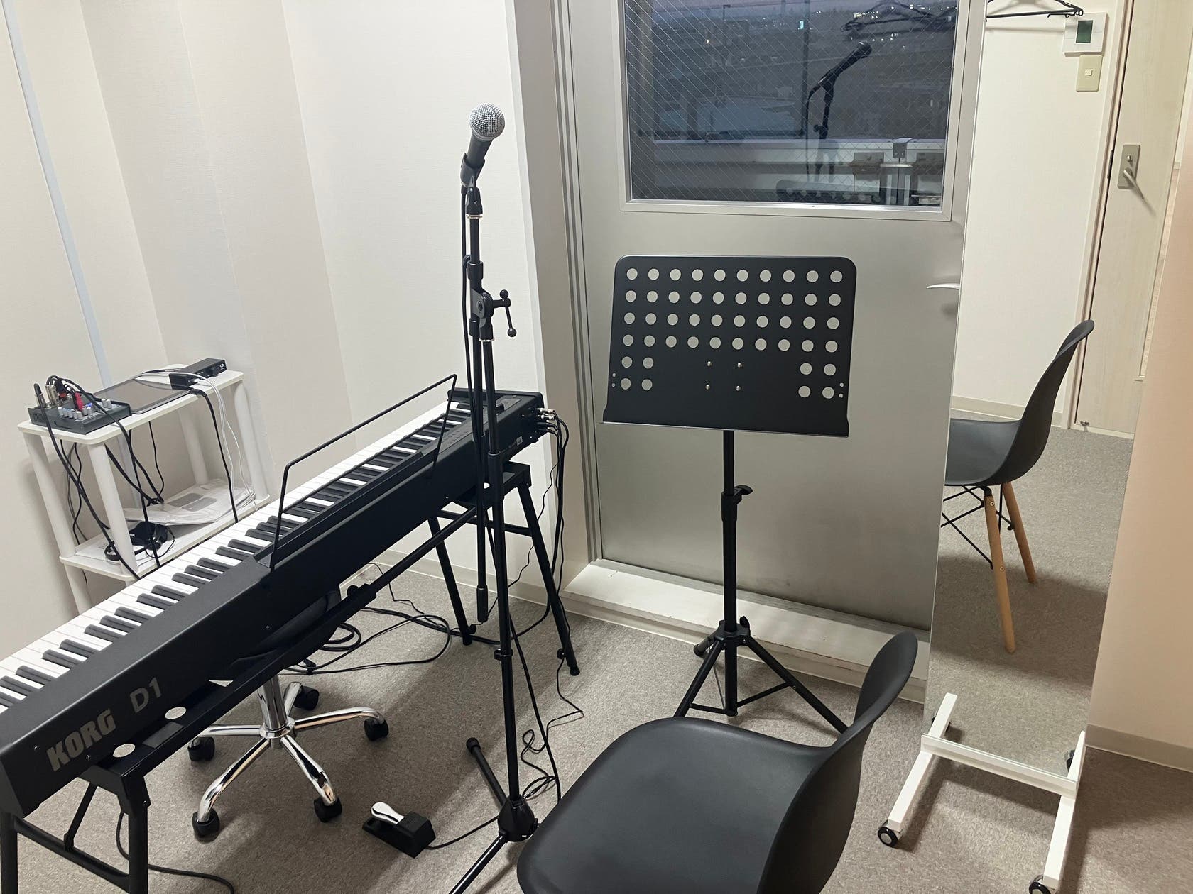 阪急 豊中駅から徒歩1分のボイトレスタジオの写真1