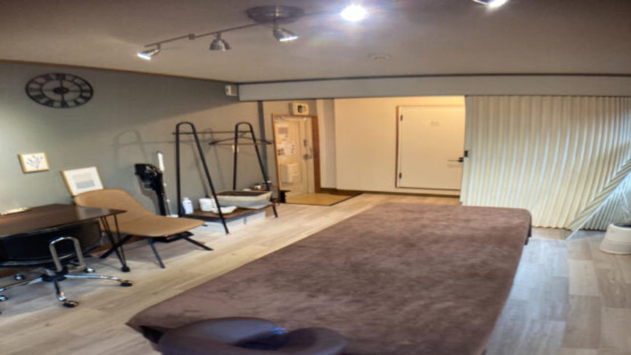 蒲田駅徒歩3分の好立地✨エステ・アロマ・整体・マッサージなどの多目的の施術に使える充実の設備・備品✨完全個室型のレンタルサロン✨の写真3