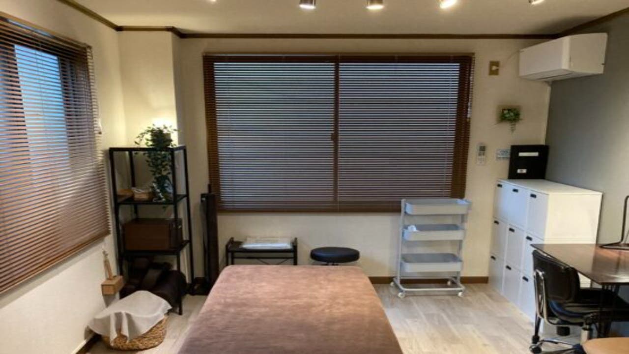 蒲田駅徒歩3分の好立地✨エステ・アロマ・整体・マッサージなどの多目的の施術に使える充実の設備・備品✨完全個室型のレンタルサロン✨の写真2