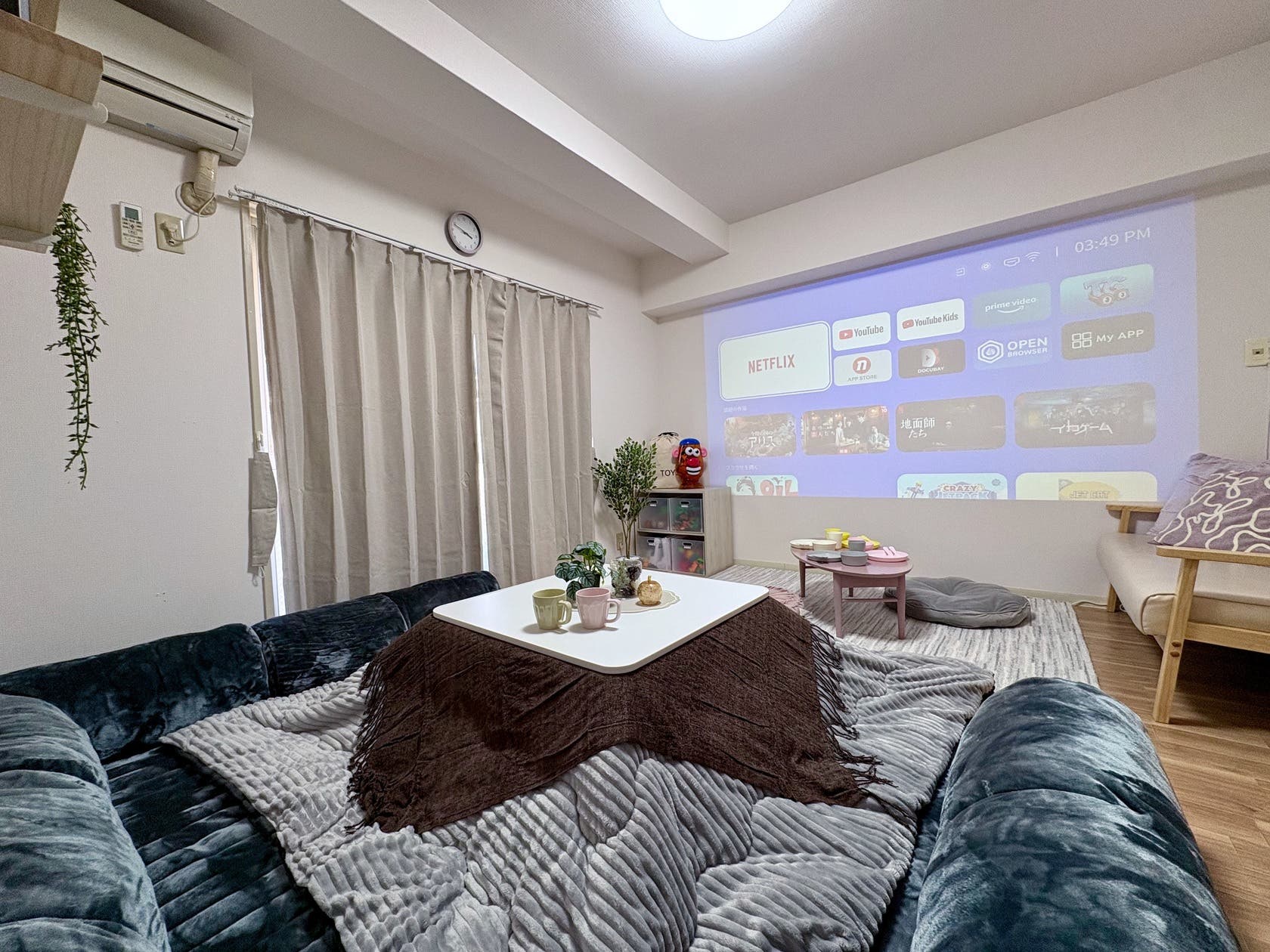 リニューアル✨ラグソファ✖️超大画面プロジェクター🎥冬はこたつでチルしよ？🐣DVD、地デジ視聴🆗ゴミ処理無料🙆‍♀️の写真2