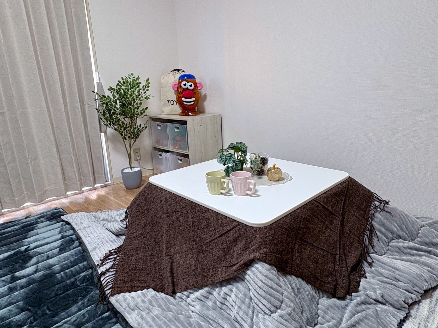 リニューアル✨ラグソファ✖️超大画面プロジェクター🎥冬はこたつでチルしよ？🐣DVD、地デジ視聴🆗ゴミ処理無料🙆‍♀️の写真9