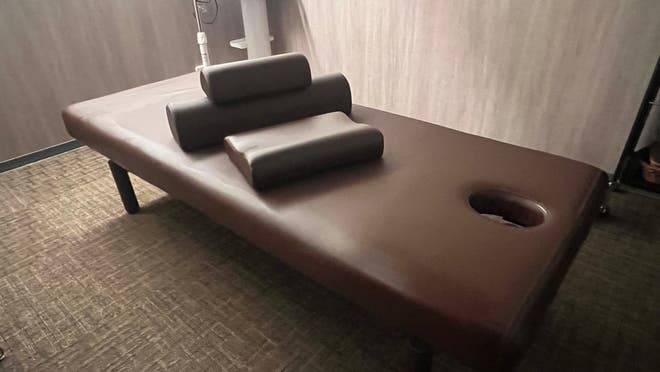 藤井寺駅徒歩1分☆完全個室のマッサージ専用ルームの写真1