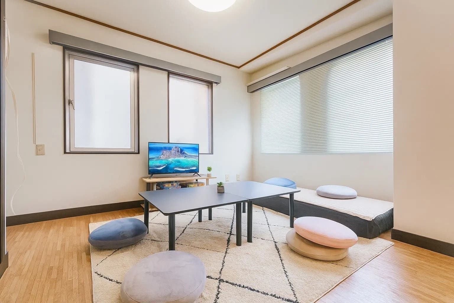 金山駅徒歩5分🚶ボドゲ10種類✨映画見放題📺24時間365日利用OK🏪✨の写真2