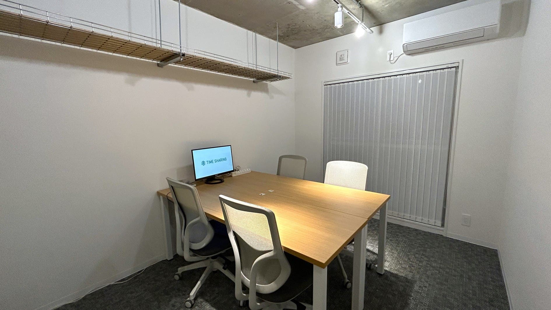 105【代々木駅 5分！便利な駅近♡】無料Wi-Fi♪会議やテレワーク利用に最適な完全個室☆の写真1