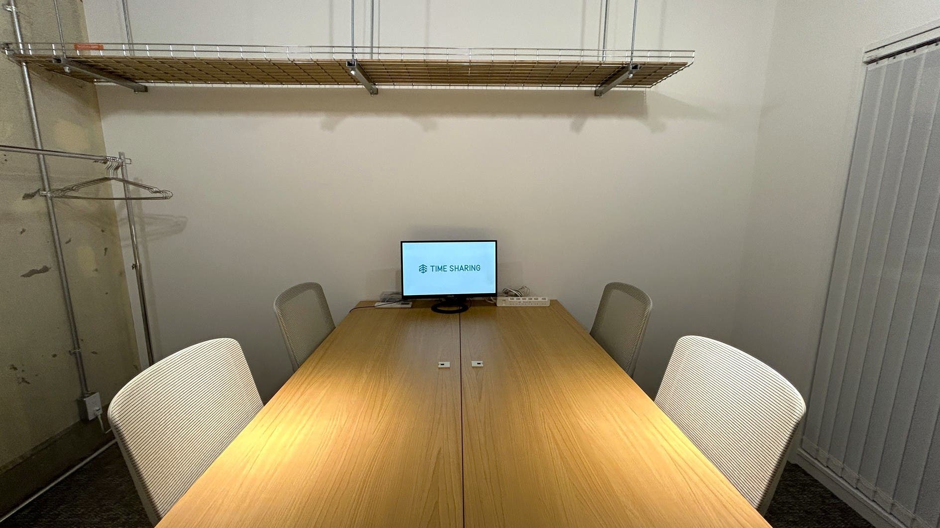 105【代々木駅 5分！便利な駅近♡】無料Wi-Fi♪会議やテレワーク利用に最適な完全個室☆の写真3