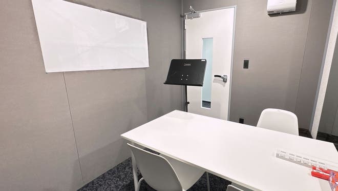 【渋谷駅徒歩6分】防音スタジオ(ルーム11):楽器,歌唱,テレワークにも◎の写真1