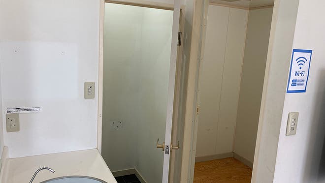 【見学下見随時可能】滞在型トランクルーム(202)仕事・学習・休息にの写真3