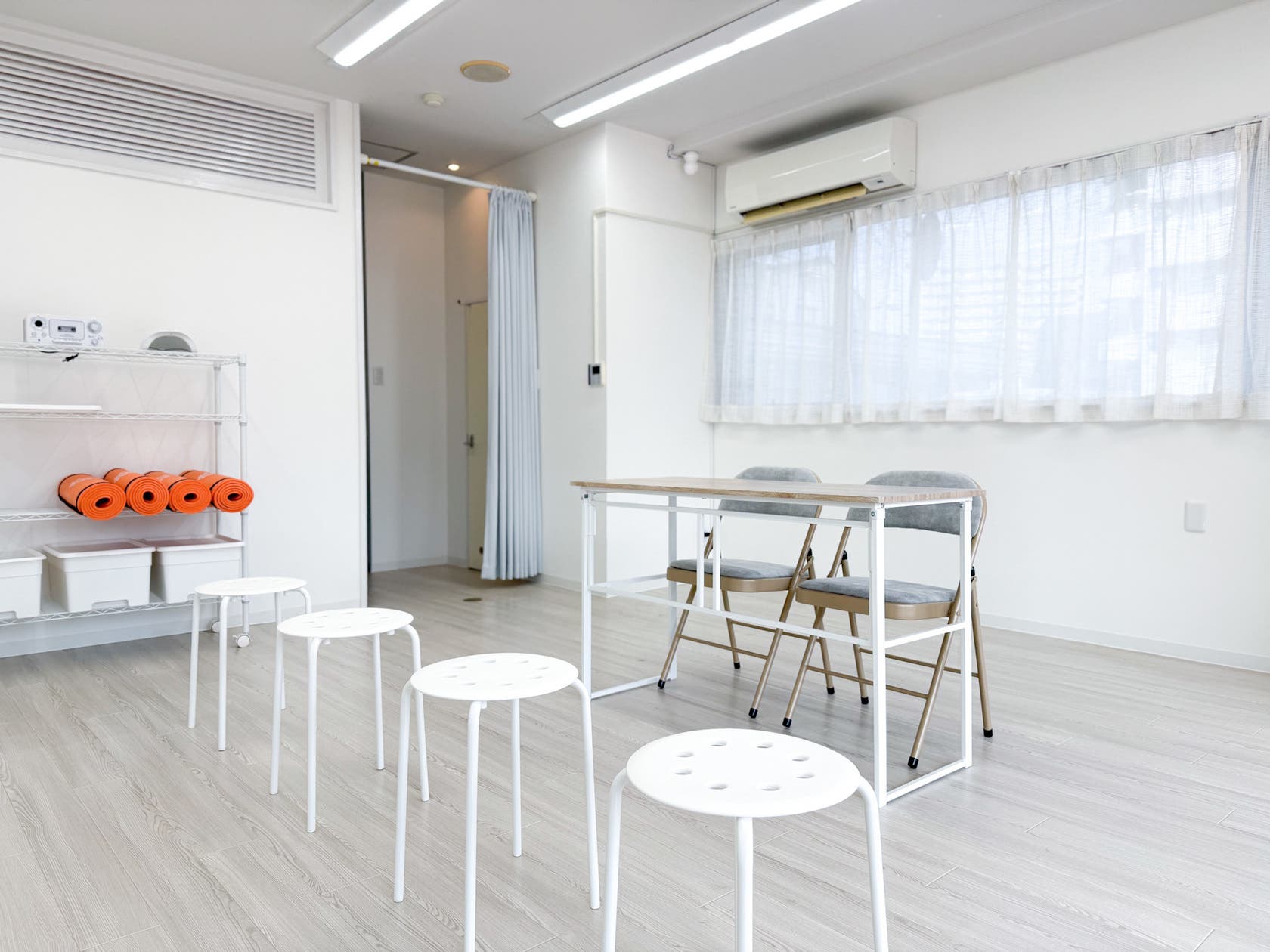 ✨11月 NEWオープン✨【高崎駅７分】ダンス・ヨガ・サロン・ネイル・整体・撮影・控え室にもおすすめ！多目的スペース！駐車場2台の写真3