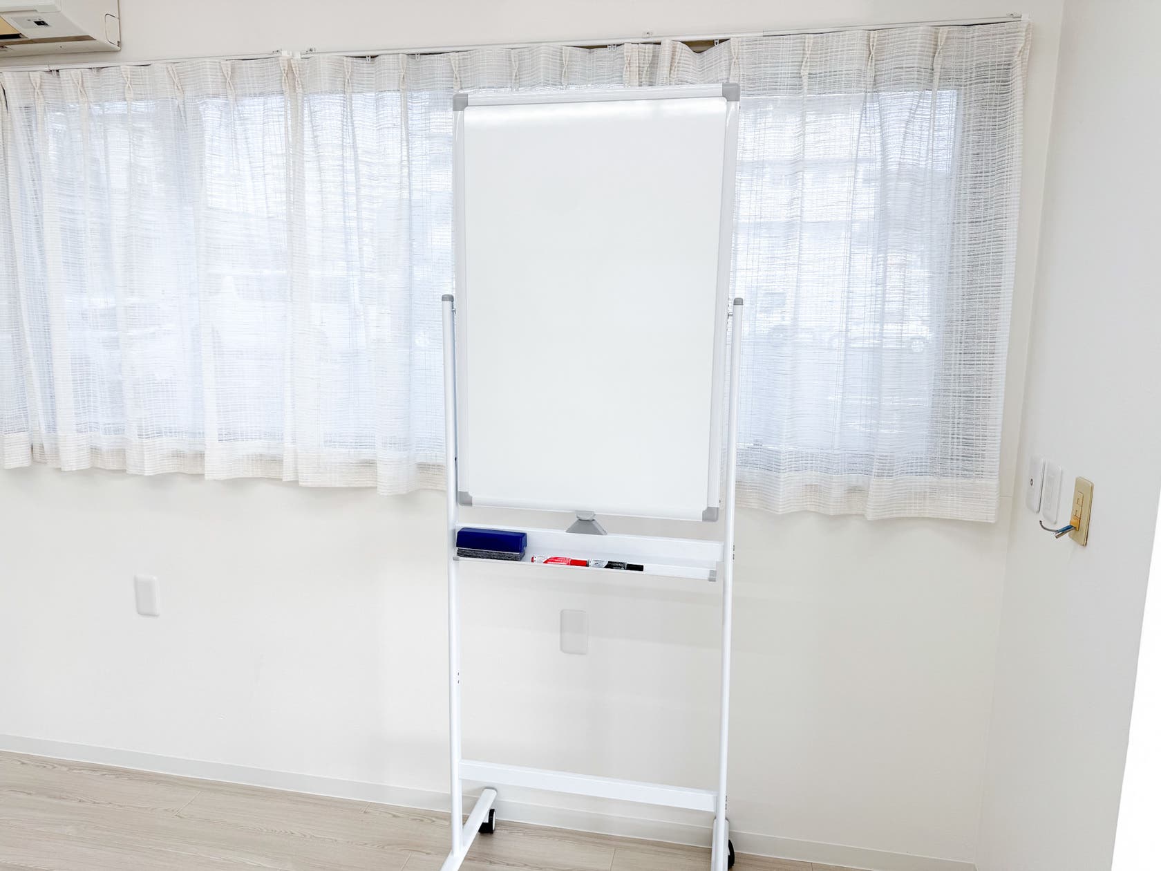 ✨11月 NEWオープン✨【高崎駅７分】ダンス・ヨガ・サロン・ネイル・整体・撮影・控え室にもおすすめ！多目的スペース！駐車場2台の写真9