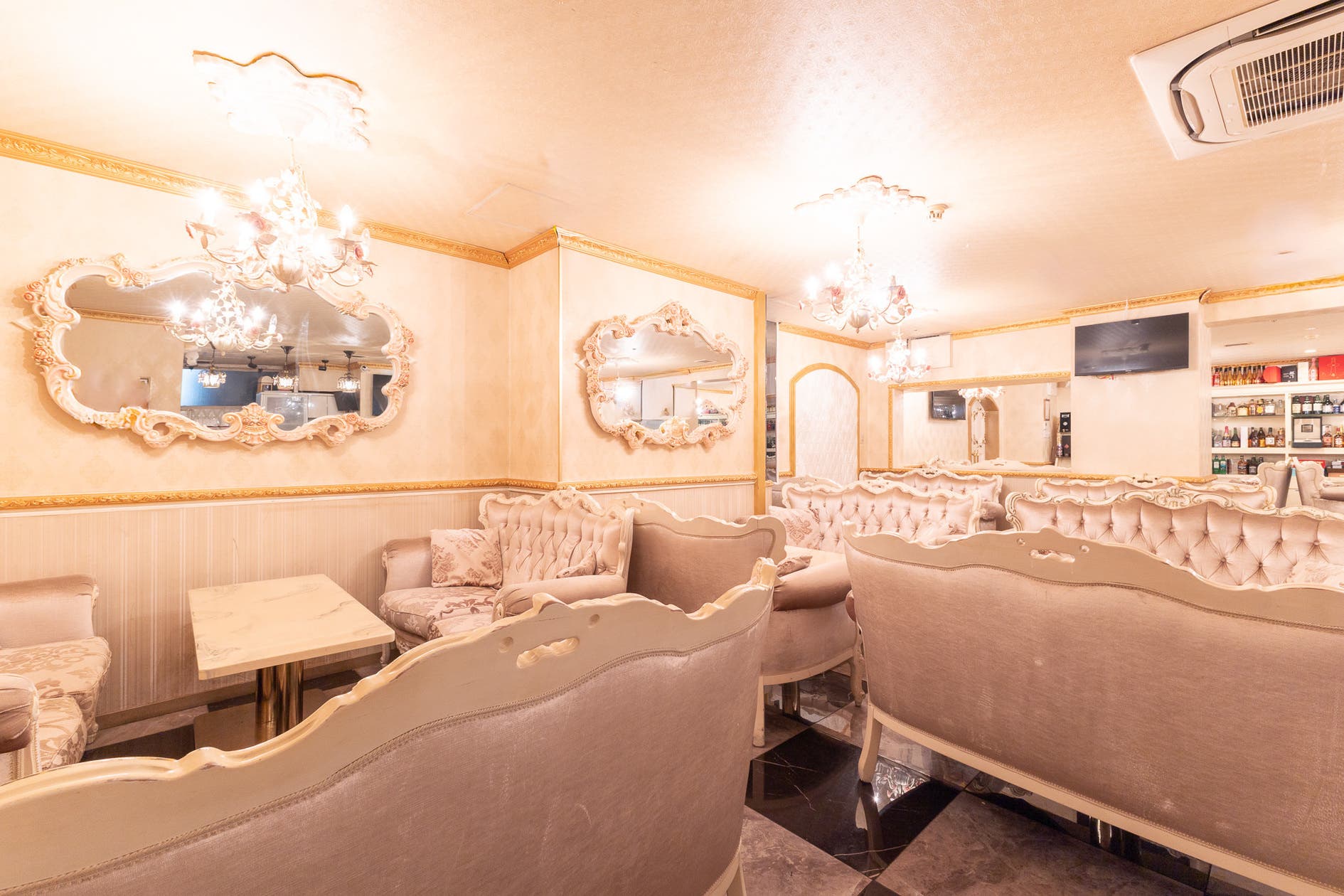 【なんば駅徒歩5分】 パーティースペース‗リリメイド　24時間利用可能⏰バーカウンター付き！🍺【🎄クリスマス＆忘年会🎅】の写真4