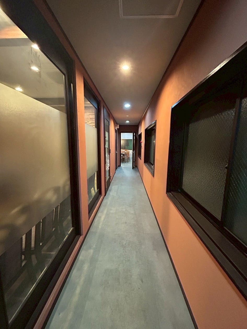 金閣寺から徒歩4分｜和モダンで多用途に使える落ち着き空間の写真4