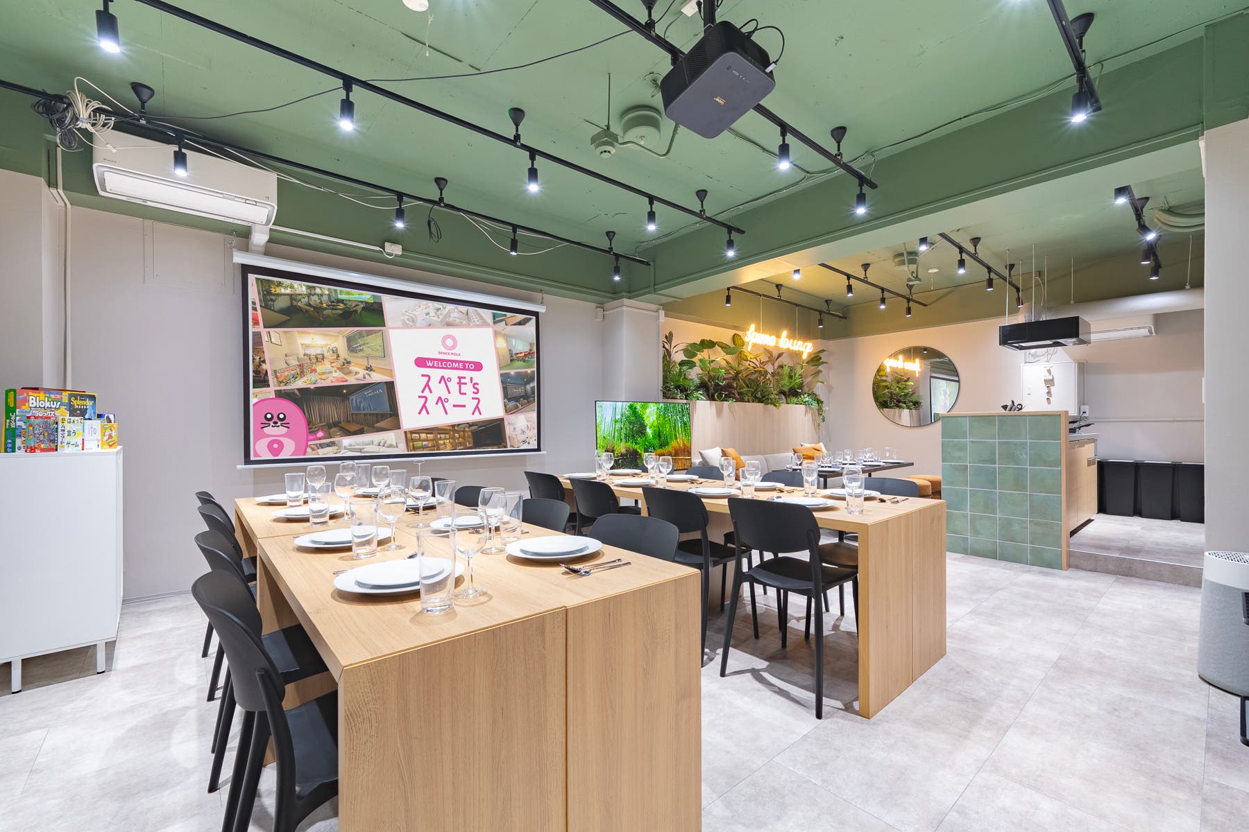 スペモ/池袋駅4分/打ち上げ/会議/懇親会/忘年会/40人収容/24時間営業/797_SpemoLOUNGE池袋2ndの写真1