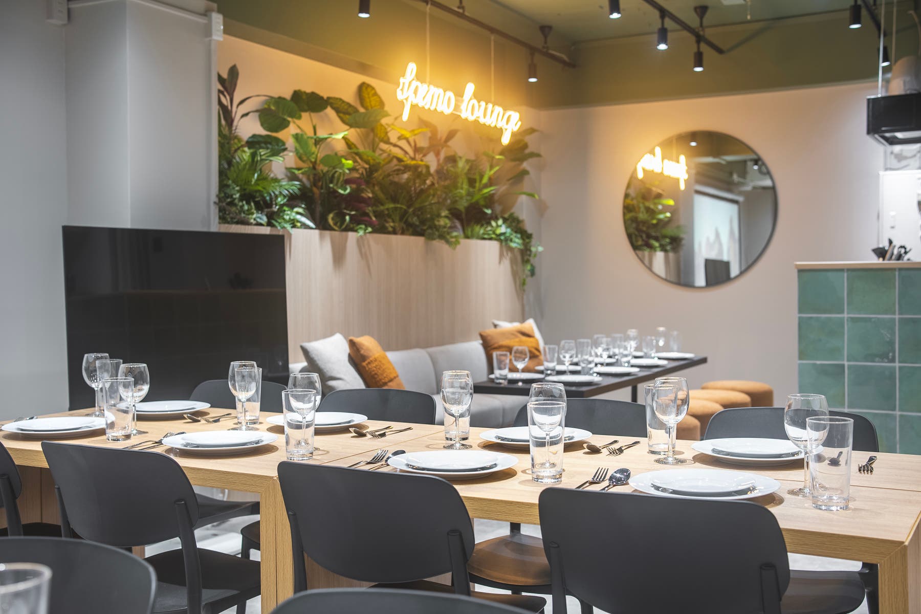 スペモ/池袋駅4分/打ち上げ/会議/懇親会/忘年会/40人収容/24時間営業/797_SpemoLOUNGE池袋2ndの写真10