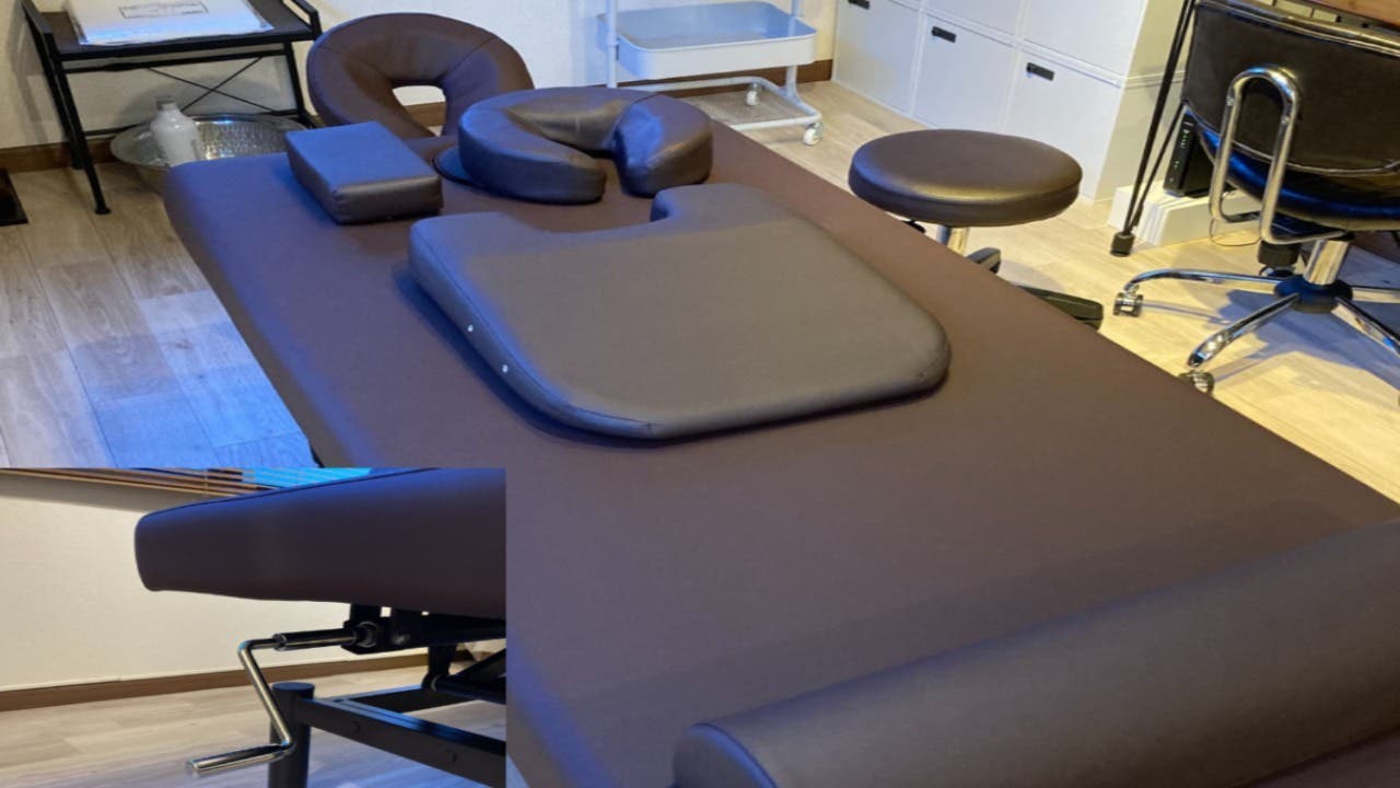 蒲田駅徒歩3分の好立地✨エステ・アロマ・整体・マッサージなどの多目的の施術に使える充実の設備・備品✨完全個室型のレンタルサロン✨の写真4