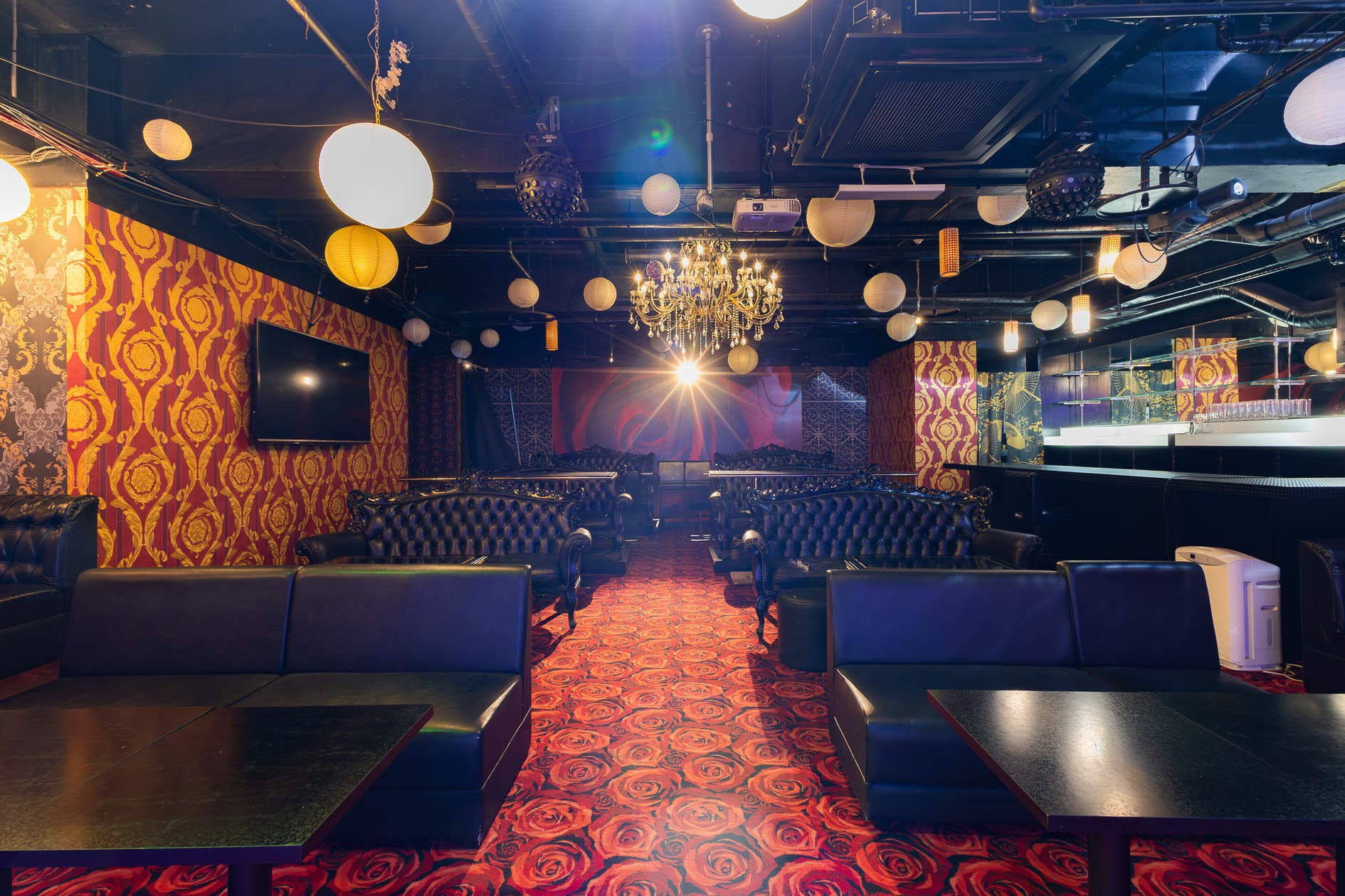 【なんば駅徒歩5分】パーティースペース_兎と薔薇‗24時間利用可能⏰バーカウンター付き！🍺【🎄クリスマス＆忘年会🎅】の写真11