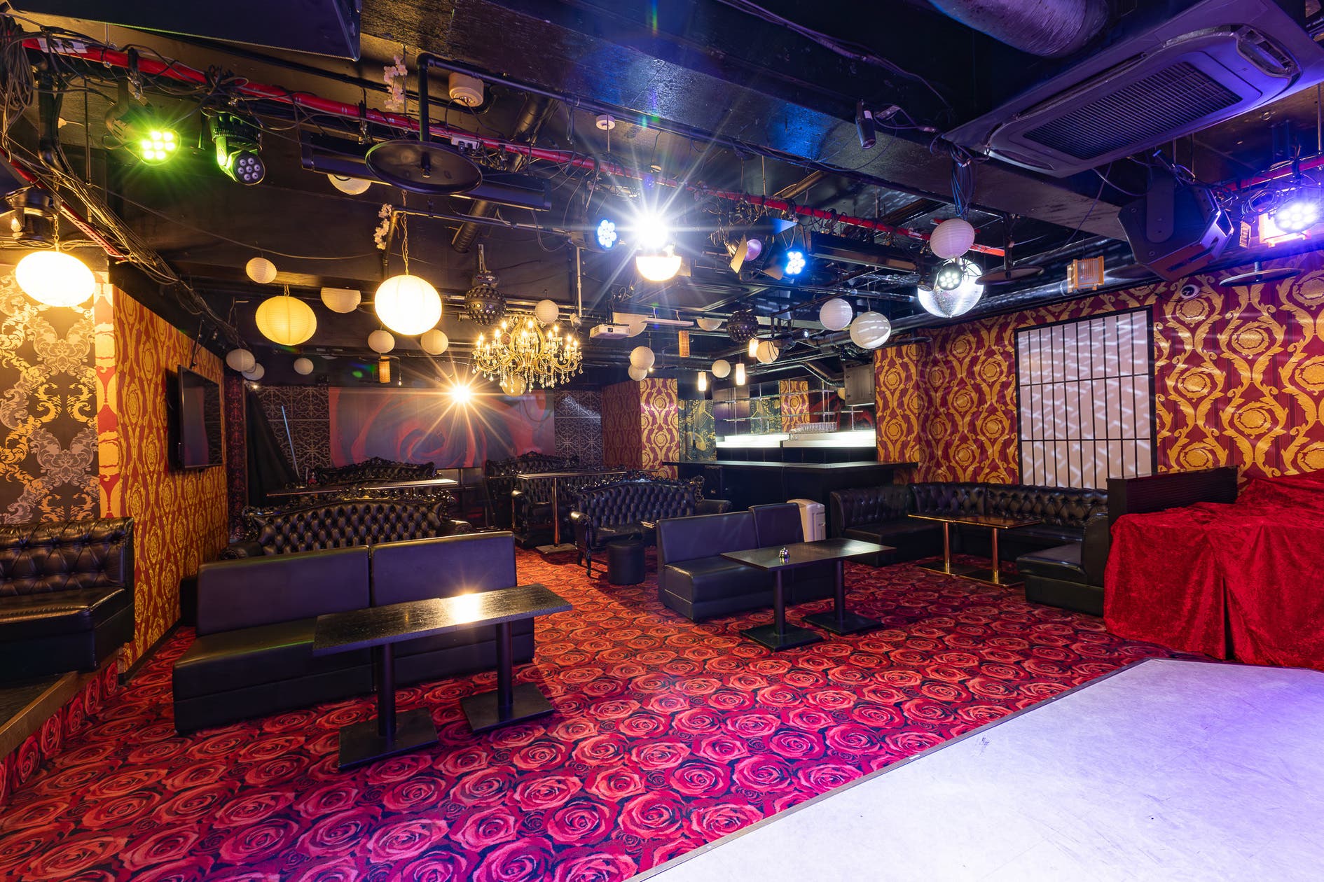 【なんば駅徒歩5分】パーティースペース_兎と薔薇‗24時間利用可能⏰バーカウンター付き！🍺【🎄クリスマス＆忘年会🎅】の写真13