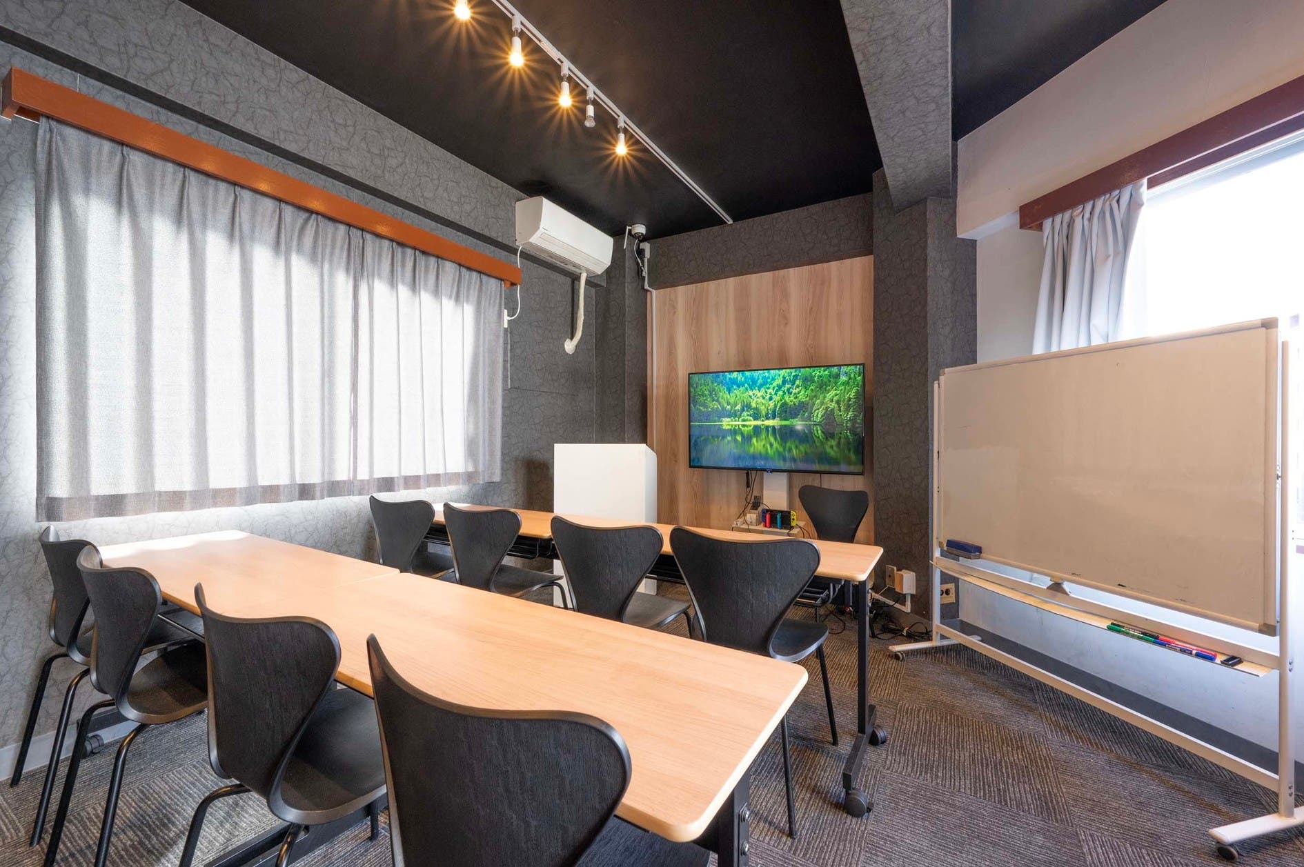 🆕NewOpen🆕神田駅徒歩2分🚶✨最大40名👥120㌅大画面プロジェクター🎥セミナー👥懇親会🥂忘年会🍻の写真8