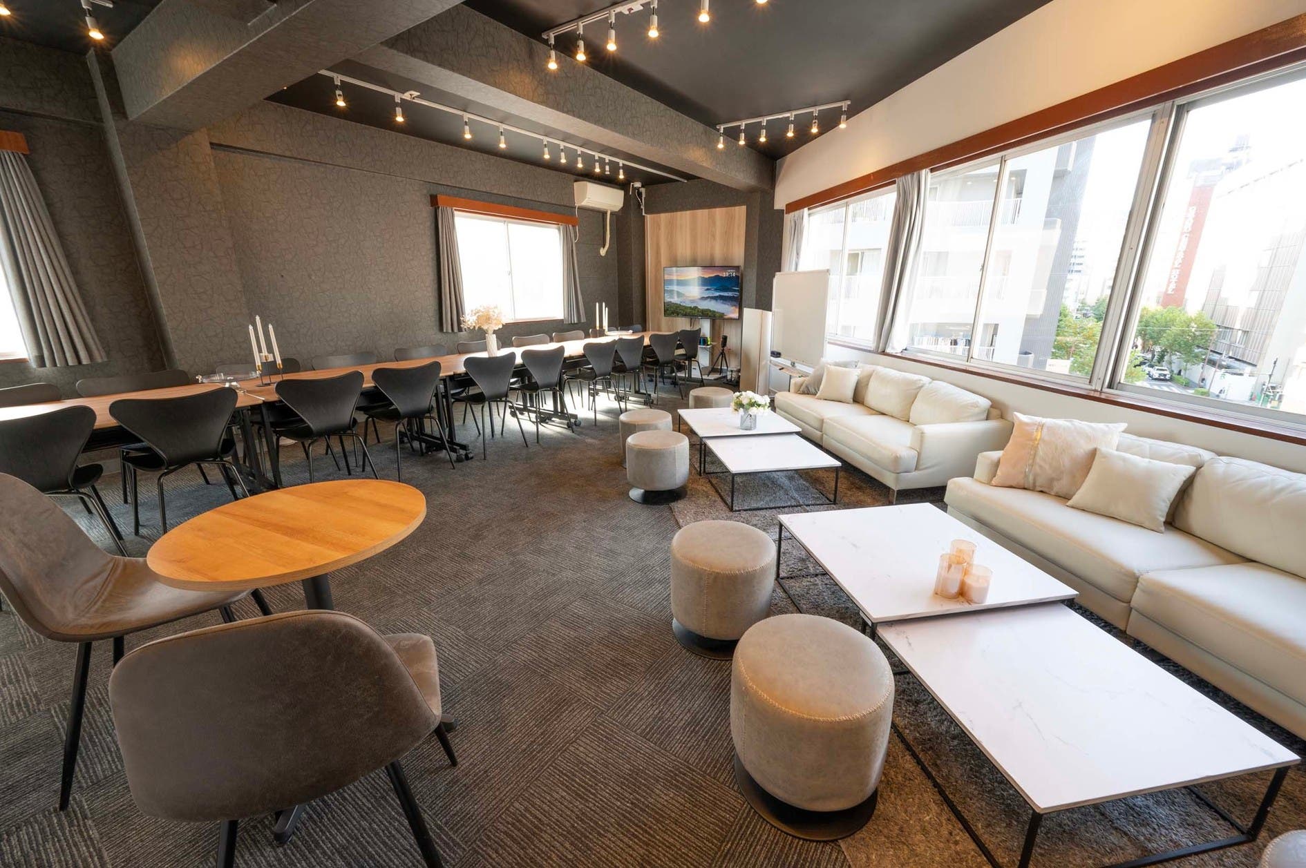 🆕NewOpen🆕神田駅徒歩2分🚶✨最大40名👥120㌅大画面プロジェクター🎥セミナー👥懇親会🥂忘年会🍻の写真2